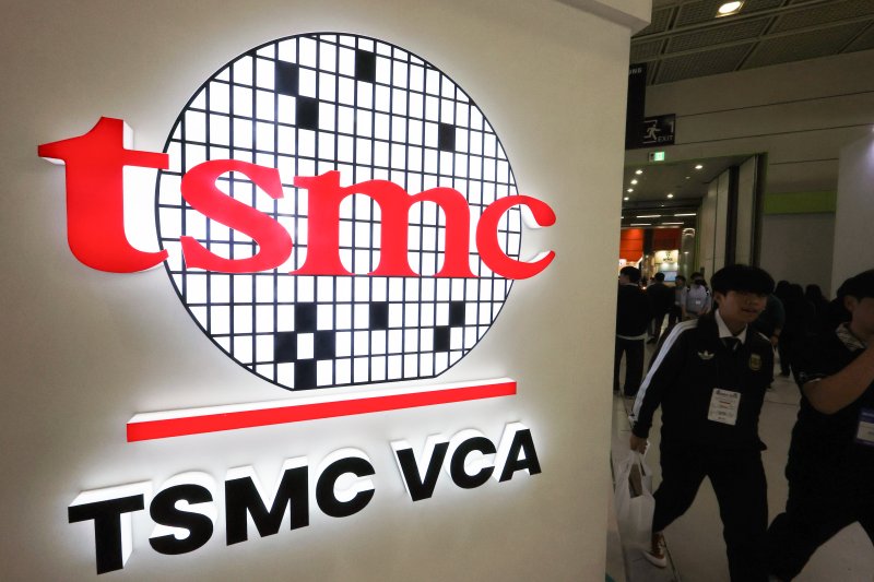 TSMC, 1분기 매출 41.6% 급증...美관세 발효 전 사재기 여파 - 파이낸셜뉴스