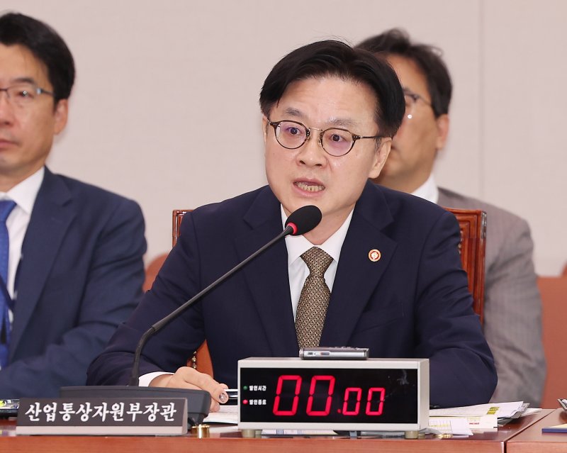 산업장관 "석화산업 구조개편, 3대 방향과 기본원칙 정할 것" - 파이낸셜뉴스