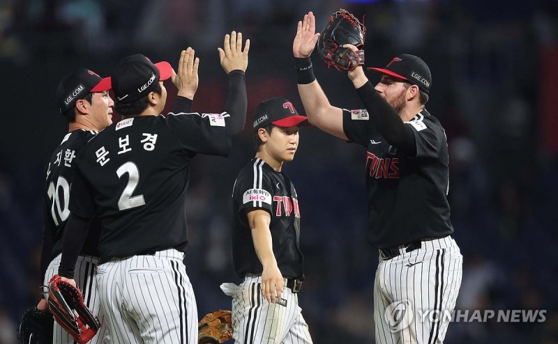박동원 결승 적시타…LG, NC 잡고 12연속 위닝시리즈 질주 - 파이낸셜뉴스