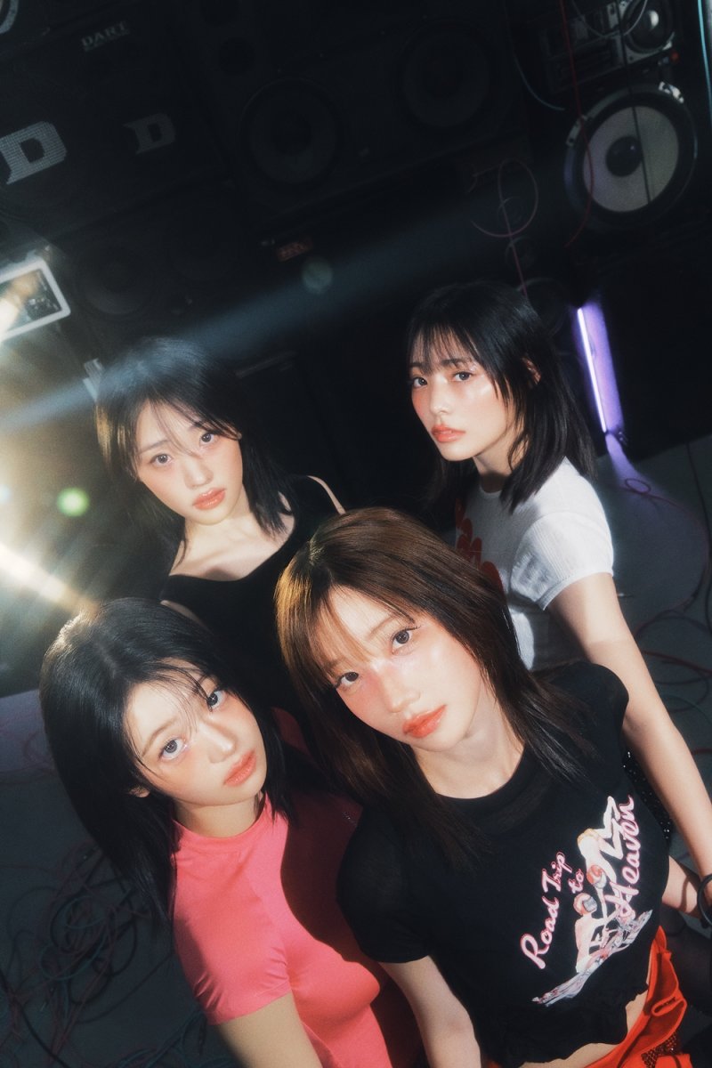 YB 윤도현, '흰수염고래' 리메이크 QWER에 "신뢰 있다" - 헉스