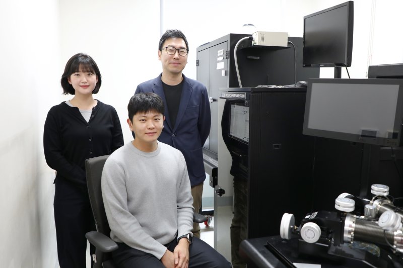 DGIST, 복잡한 반도체 성질 전환 '레이저 한 번으로 끝' - 파이낸셜뉴스