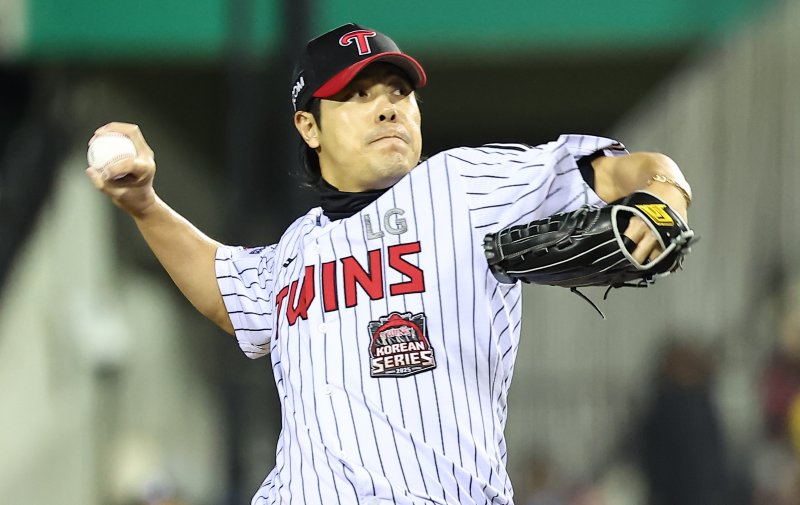 화끈한 LG, 한화 13-5 완파 '2연승'…문보경 데일리 MVP(종합)[KS2] - 파이낸셜뉴스