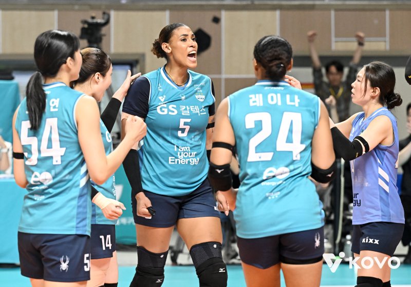 '실바 40점' GS칼텍스, 흥국생명에 3-2 승…남자부 현대캐피탈 3연승 - 파이낸셜뉴스