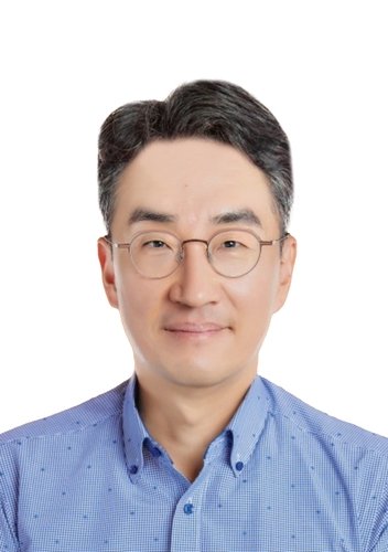 SKT 사장에 정재헌 CGO…SK그룹 '현장형 리더발탁' 사장단 인사(종합) - 파이낸셜뉴스